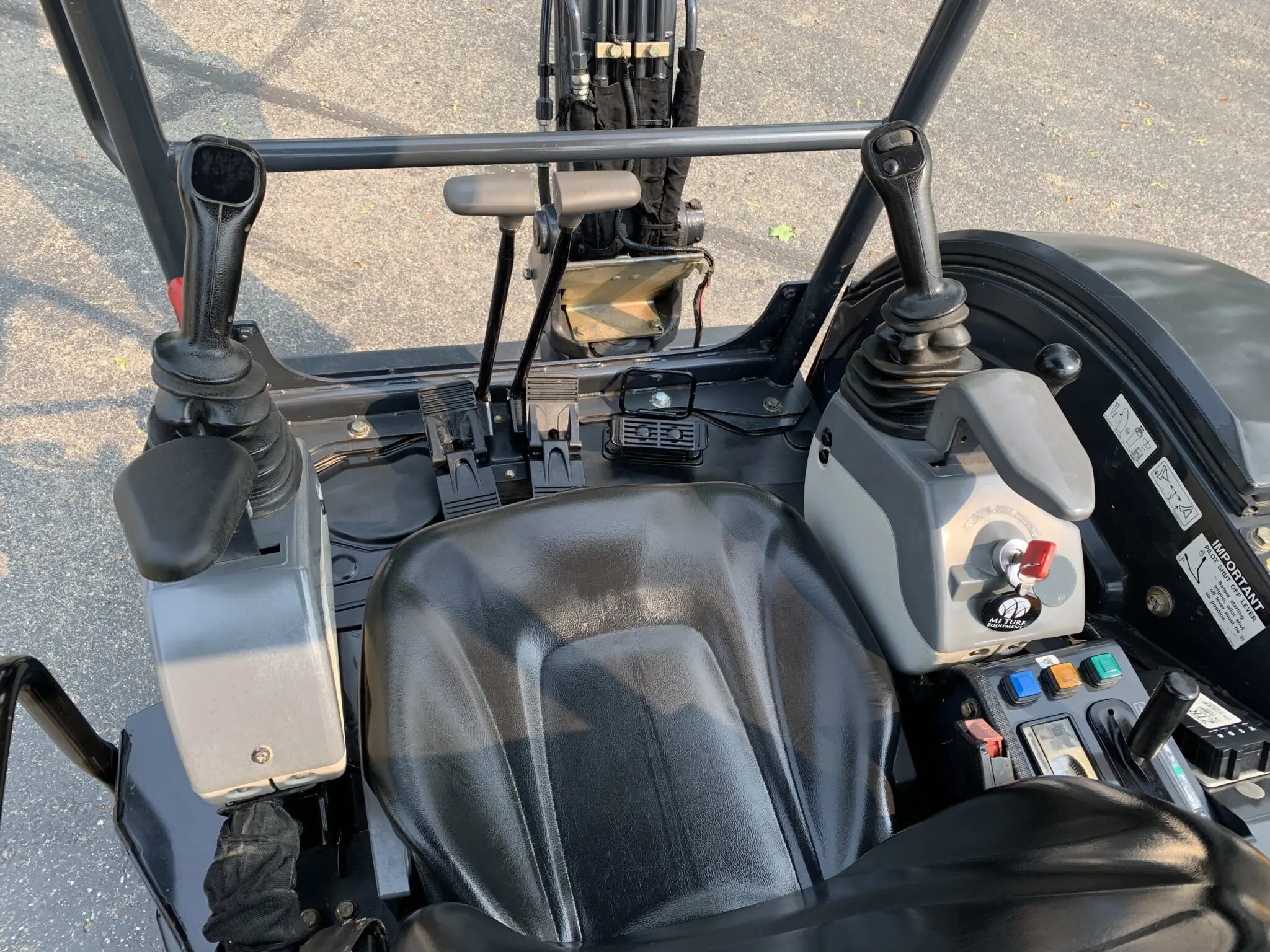 2016 John Deere™ 26G COMPACT EXCAVATOR – Michigan Turf Equipment