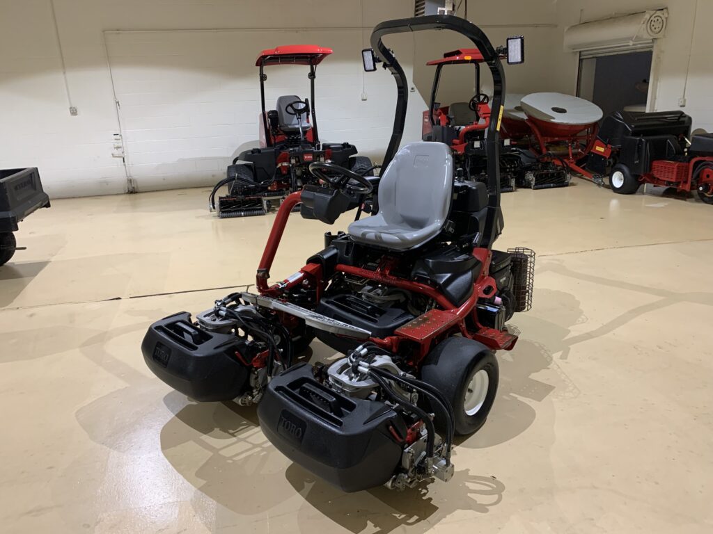 Used Triplex Mowers – Michigan Turf Equipment