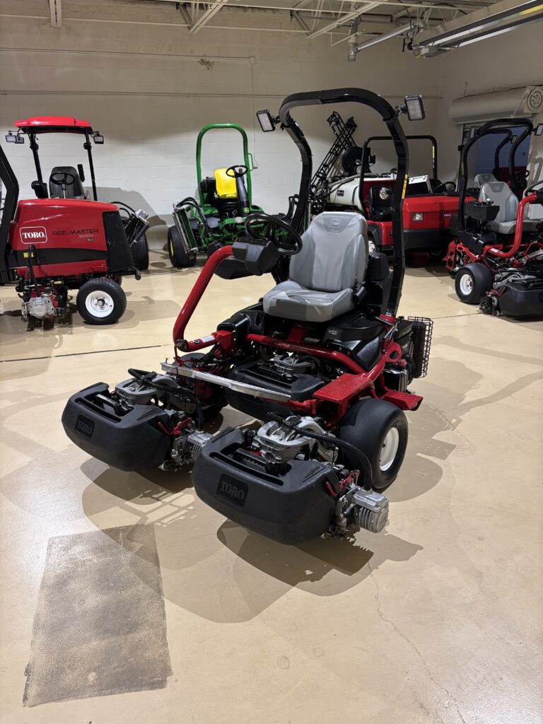 Used Triplex Mowers – Michigan Turf Equipment